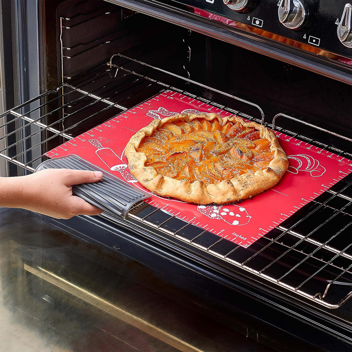 Square Trivet/Pot Holder- Red – HomeCollective