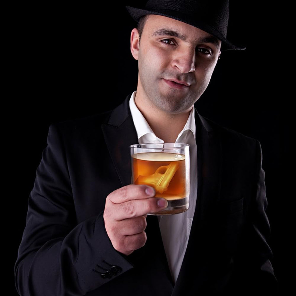 FREEZE Gun Ice Tray – HomeCollective